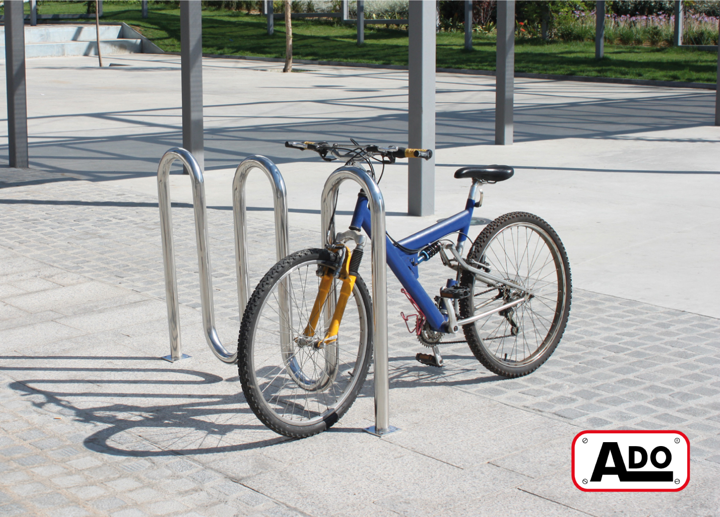 Bicycle Rack Model Snake! - Ado Urban Furniture Blog